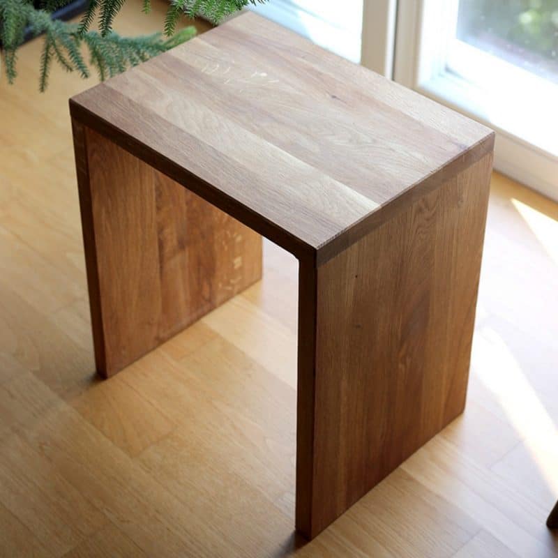 moderner Hocker aus Eichenholz - Holzschemel - Holz-Liebling