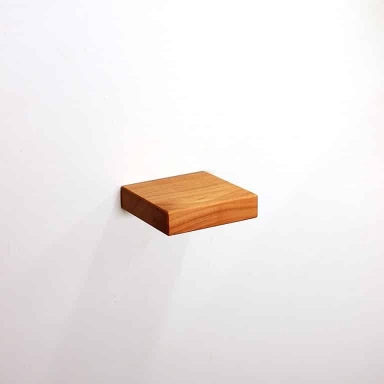 Schwebendes Mini-Regal Massivholz - Holz-Liebling