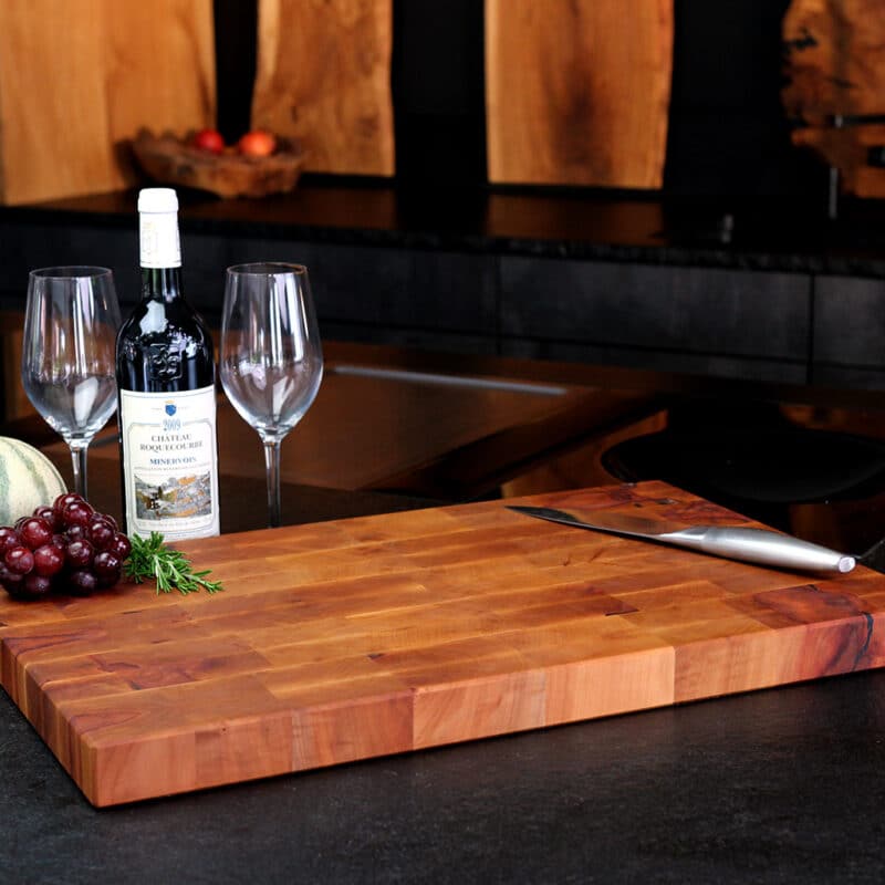 handgefertigtes Apfelbaum Stirnholz Schneidebrett - Holz-Liebling