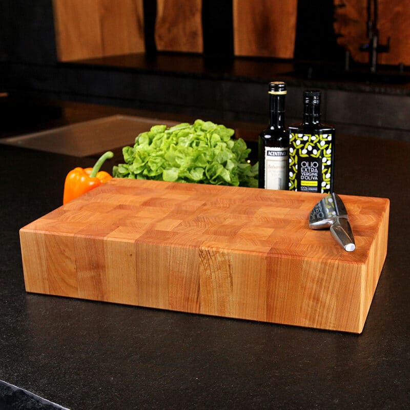 Hackblock aus Kirschbaum Stirnholz - Holz-Liebling